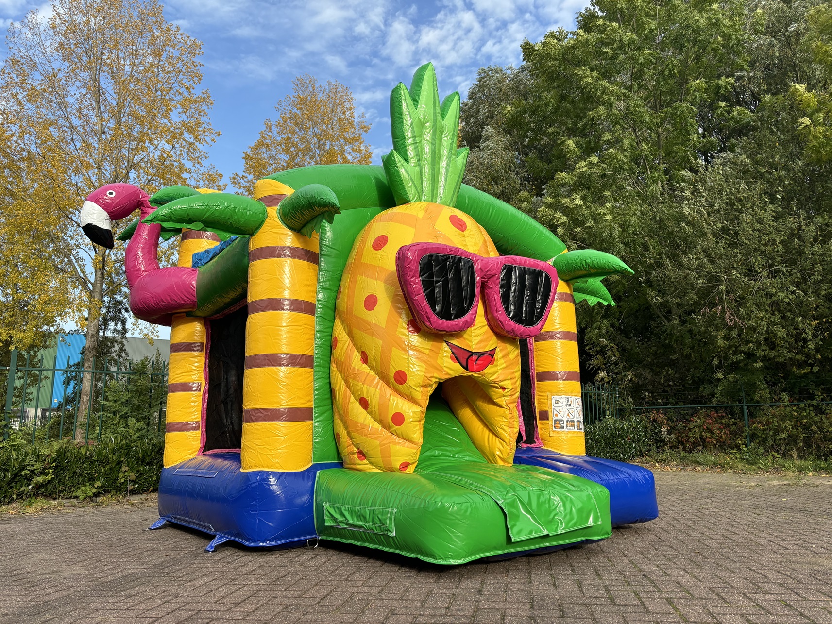 Multiplay Mini Paradise Jump Factory
